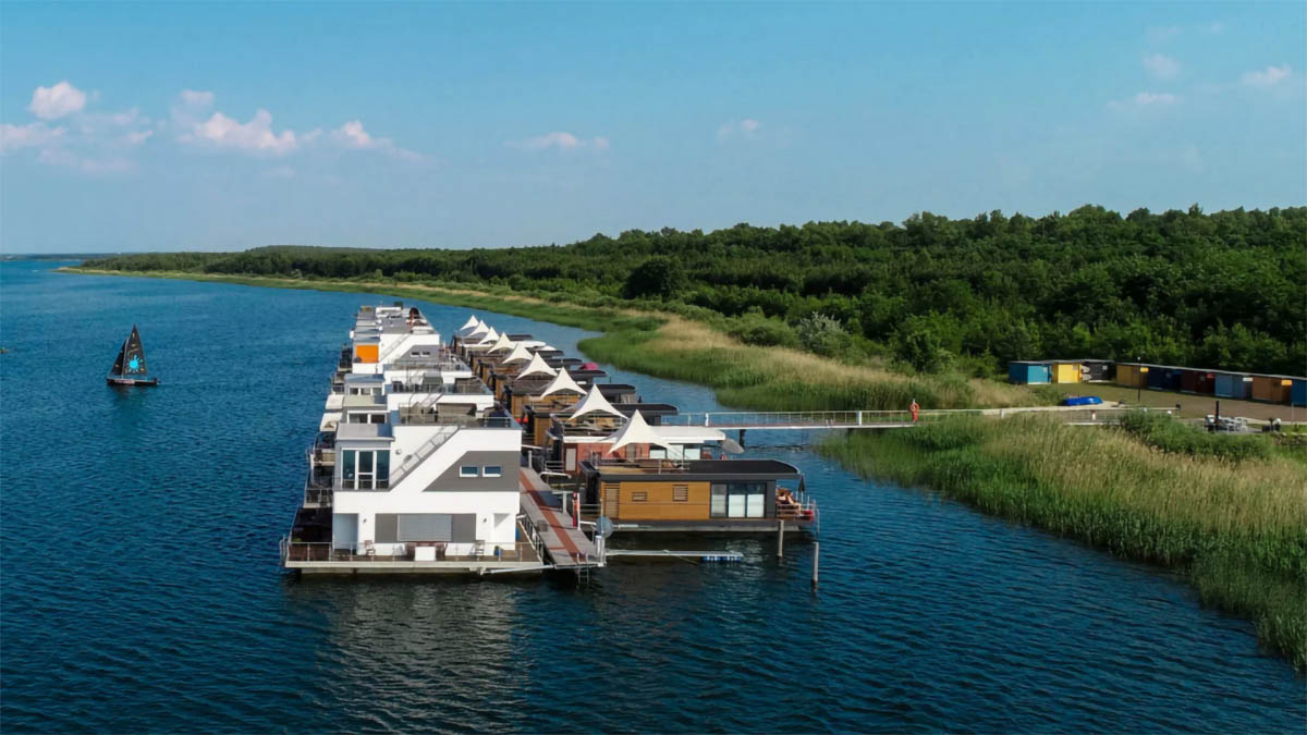 Floating Structures - Dualdocker